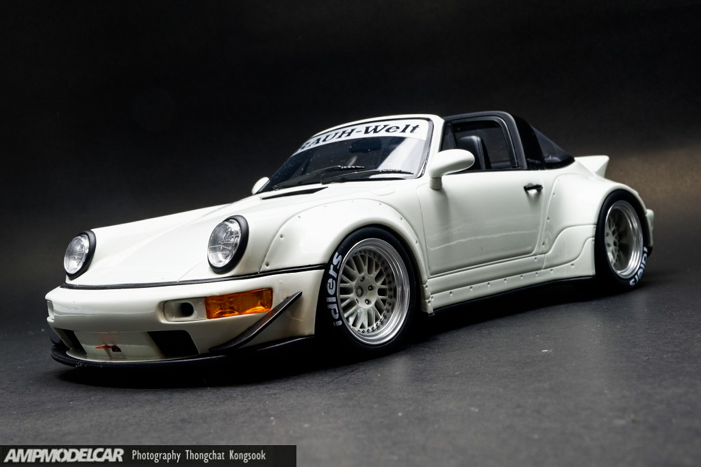 Porsche 911 RWB 964 Targa